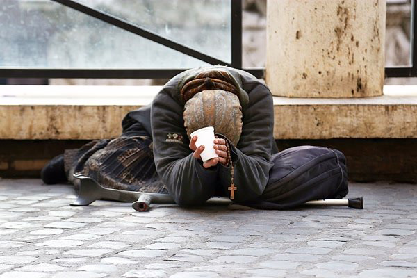 I tanti volti della povertà - L'Azione